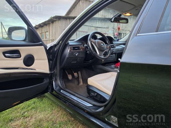 Melns BMW 320 2011 Talsi, ar dzinēja tilpumu 2.00 L un nobraukumu 285 tūkst. km par 5990 €, foto 7 vietnē AUTOMOTO.COM.LV
