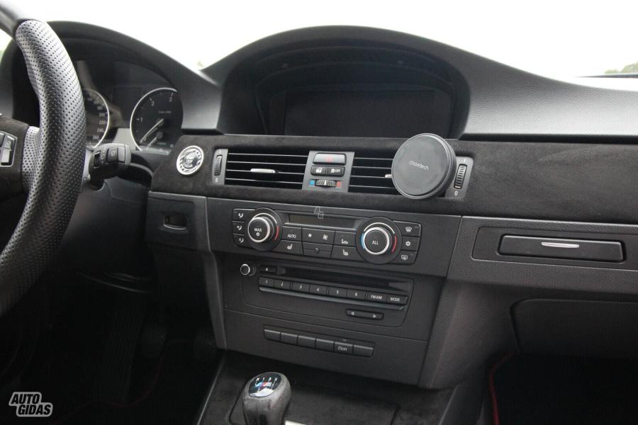 Black BMW 320 2011 in Kaunas, with an engine capacity of 2.00 L and mileage of 322 thousand km for 6000 €, photo 8 on AUTOMOTO.COM.LV