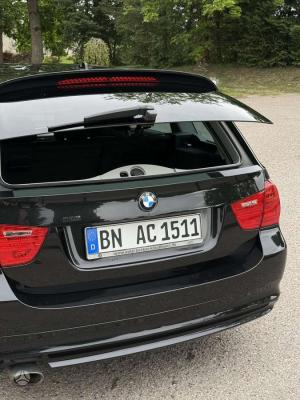 Black BMW 320 2011 in Kaunas, with an engine capacity of 2.00 L and mileage of 260 thousand km for 4250 €, photo 9 on AUTOMOTO.COM.LV