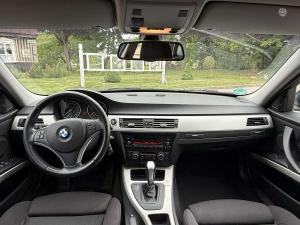 Black BMW 320 2011 in Kaunas, with an engine capacity of 2.00 L and mileage of 260 thousand km for 4250 €, photo 14 on AUTOMOTO.COM.LV