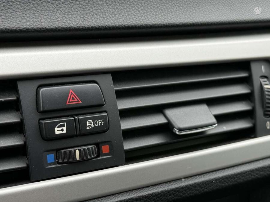 Black BMW 320 2011 in Kaunas, with an engine capacity of 2.00 L and mileage of 260 thousand km for 4250 €, photo 29 on AUTOMOTO.COM.LV