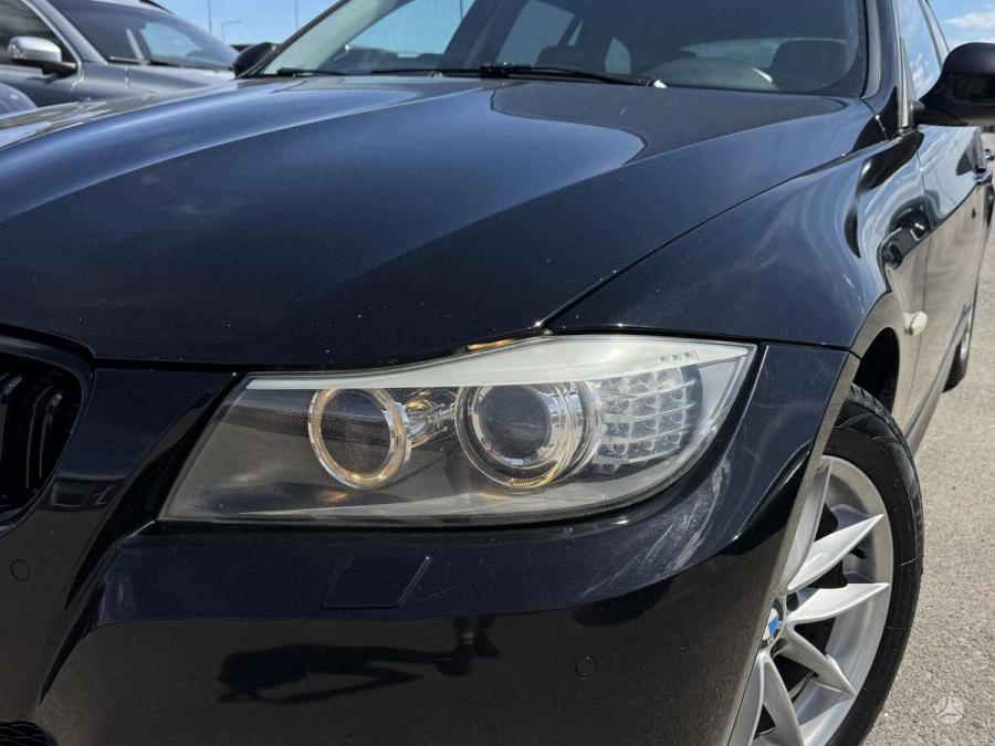 Melns BMW 320 2011 Viļņa, ar dzinēja tilpumu 2.00 L un nobraukumu 348 tūkst. km par 3890 €, foto 6 vietnē AUTOMOTO.COM.LV