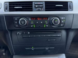 Melns BMW 320 2011 Viļņa, ar dzinēja tilpumu 2.00 L un nobraukumu 348 tūkst. km par 3890 €, foto 26 vietnē AUTOMOTO.COM.LV