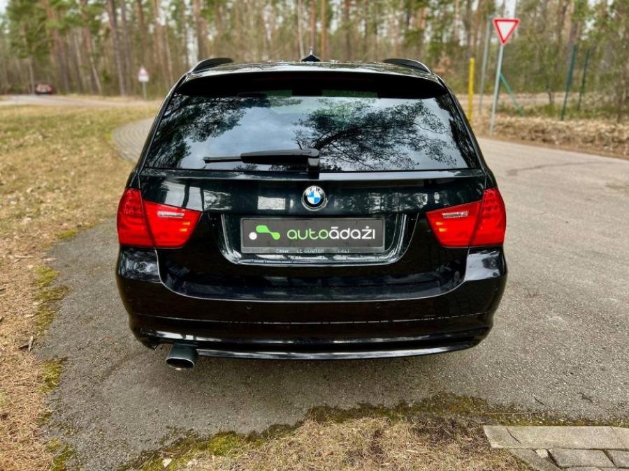 Black BMW 320 2011 in Riga, with an engine capacity of 2.00 L and mileage of 280 thousand km for 6300 €, photo 16 on AUTOMOTO.COM.LV
