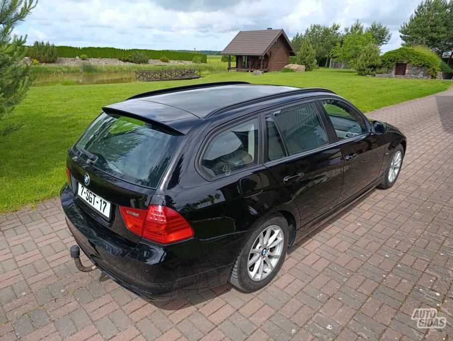 Melns BMW 320 2011 Panevēža, ar dzinēja tilpumu 2.00 L un nobraukumu 300 tūkst. km par 3599 €, foto 12 vietnē AUTOMOTO.COM.LV