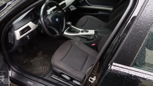 Melns BMW 320 2011 Panevēža, ar dzinēja tilpumu 2.00 L un nobraukumu 300 tūkst. km par 3599 €, foto 19 vietnē AUTOMOTO.COM.LV
