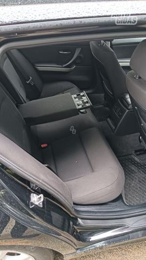 Melns BMW 320 2011 Panevēža, ar dzinēja tilpumu 2.00 L un nobraukumu 300 tūkst. km par 3599 €, foto 21 vietnē AUTOMOTO.COM.LV