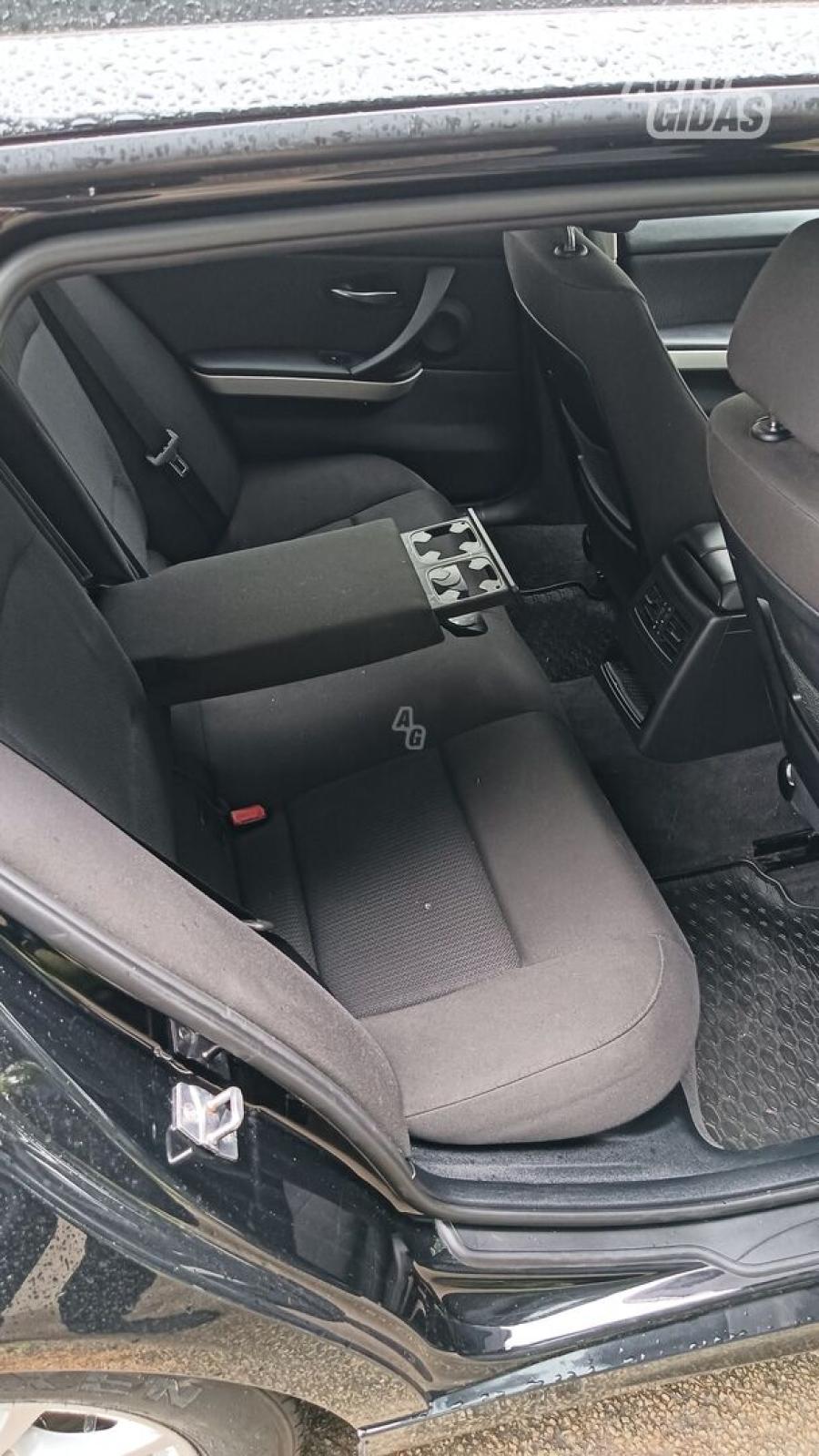 Melns BMW 320 2011 Panevēža, ar dzinēja tilpumu 2.00 L un nobraukumu 300 tūkst. km par 3599 €, foto 21 vietnē AUTOMOTO.COM.LV