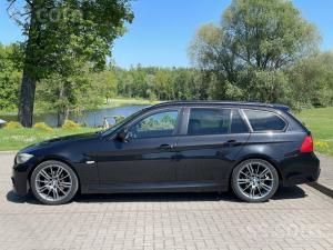 Melns BMW 320 2011 Valmiera, ar dzinēja tilpumu 2.00 L un nobraukumu 338 tūkst. km par 6100 €, foto 3 vietnē AUTOMOTO.COM.LV