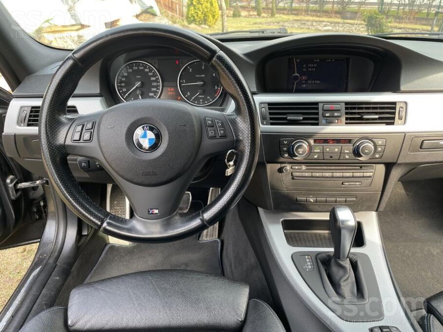 Melns BMW 320 2011 Valmiera, ar dzinēja tilpumu 2.00 L un nobraukumu 338 tūkst. km par 6100 €, foto 7 vietnē AUTOMOTO.COM.LV