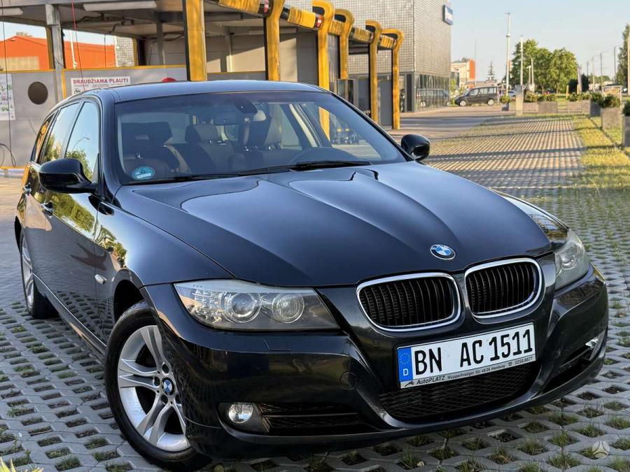 Black BMW 320 2011 in Kaunas, with an engine capacity of 2.00 L and mileage of 260 thousand km for 3990 €, photo 1 on AUTOMOTO.COM.LV