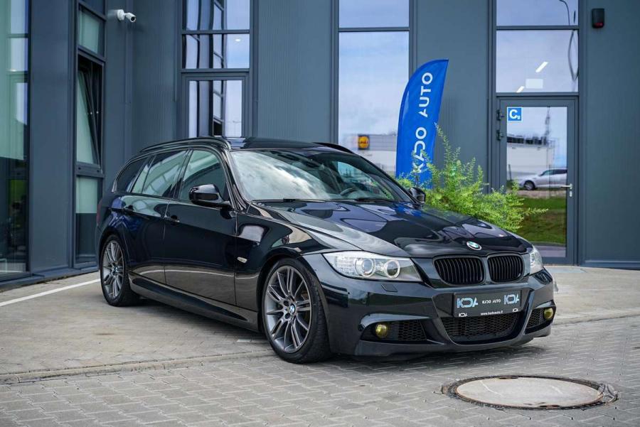 Melns BMW 320 2011 Kauņa, ar dzinēja tilpumu 2.00 L un nobraukumu 242 tūkst. km par 6450 €, foto 1 vietnē AUTOMOTO.COM.LV