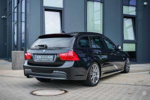 Melns BMW 320 2011 Kauņa, ar dzinēja tilpumu 2.00 L un nobraukumu 242 tūkst. km par 6450 €, foto 10 vietnē AUTOMOTO.COM.LV