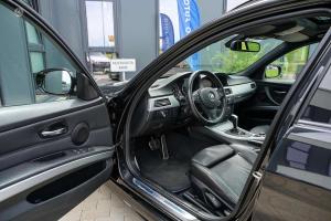 Melns BMW 320 2011 Kauņa, ar dzinēja tilpumu 2.00 L un nobraukumu 242 tūkst. km par 6450 €, foto 23 vietnē AUTOMOTO.COM.LV