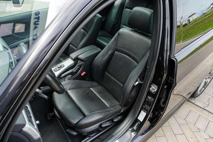 Melns BMW 320 2011 Kauņa, ar dzinēja tilpumu 2.00 L un nobraukumu 242 tūkst. km par 6450 €, foto 26 vietnē AUTOMOTO.COM.LV