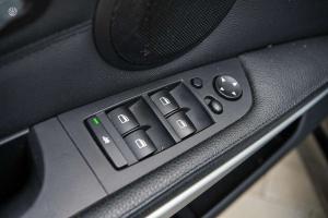 Melns BMW 320 2011 Kauņa, ar dzinēja tilpumu 2.00 L un nobraukumu 242 tūkst. km par 6450 €, foto 29 vietnē AUTOMOTO.COM.LV