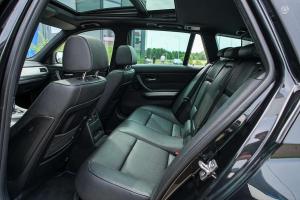 Melns BMW 320 2011 Kauņa, ar dzinēja tilpumu 2.00 L un nobraukumu 242 tūkst. km par 6450 €, foto 33 vietnē AUTOMOTO.COM.LV