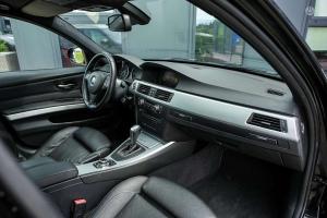 Melns BMW 320 2011 Kauņa, ar dzinēja tilpumu 2.00 L un nobraukumu 242 tūkst. km par 6450 €, foto 38 vietnē AUTOMOTO.COM.LV