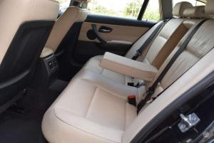 Melns BMW 320 2011 Viļņa, ar dzinēja tilpumu 2.00 L un nobraukumu 337 tūkst. km par 4900 €, foto 11 vietnē AUTOMOTO.COM.LV