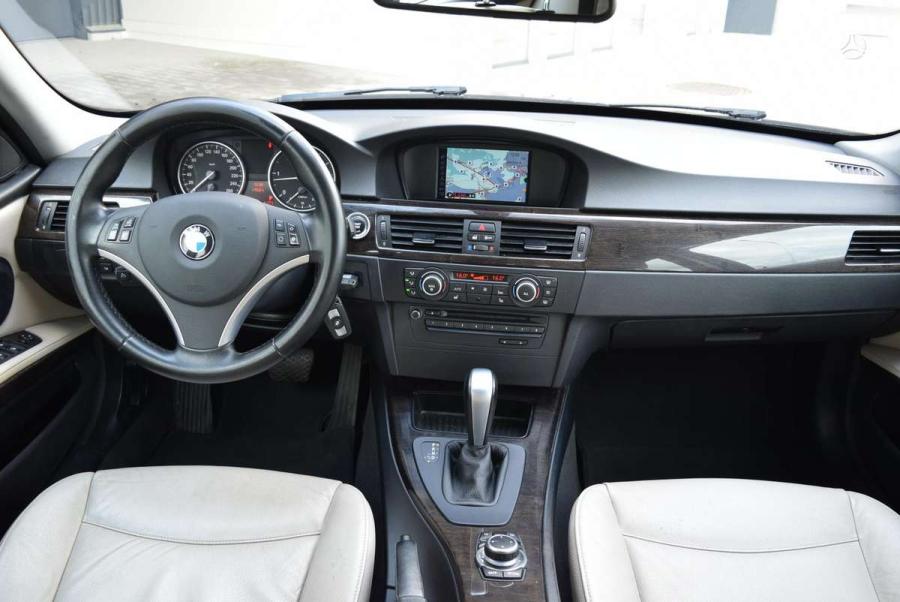 Melns BMW 320 2011 Viļņa, ar dzinēja tilpumu 2.00 L un nobraukumu 337 tūkst. km par 4900 €, foto 13 vietnē AUTOMOTO.COM.LV