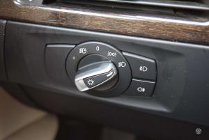 Melns BMW 320 2011 Viļņa, ar dzinēja tilpumu 2.00 L un nobraukumu 337 tūkst. km par 4900 €, foto 21 vietnē AUTOMOTO.COM.LV
