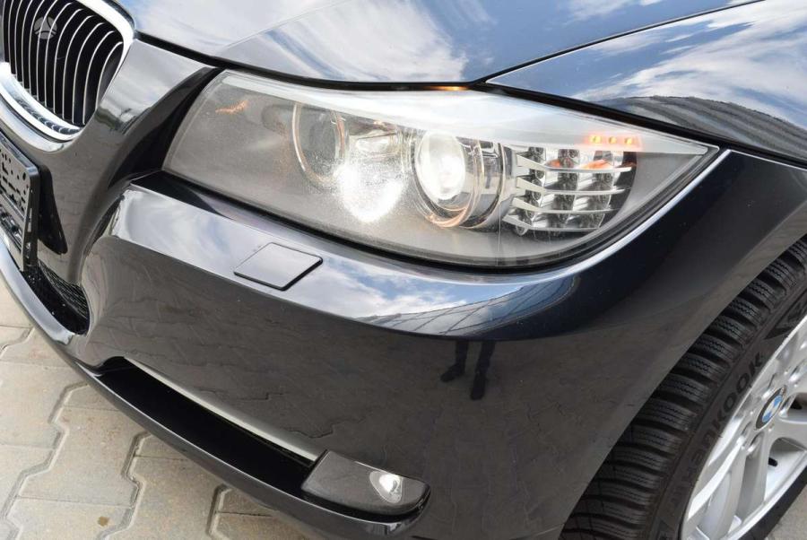 Melns BMW 320 2011 Viļņa, ar dzinēja tilpumu 2.00 L un nobraukumu 337 tūkst. km par 4900 €, foto 24 vietnē AUTOMOTO.COM.LV
