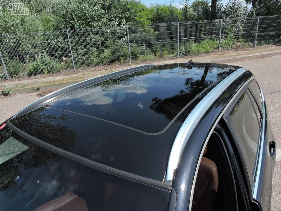 Black BMW 320 2011 in Marijampole, with an engine capacity of 2.00 L and mileage of 345 thousand km for 5150 €, photo 32 on AUTOMOTO.COM.LV