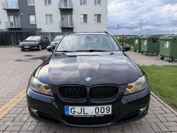 Black BMW 320 2011 in Kaunas, with an engine capacity of 2.00 L and mileage of 350 thousand km for 4550 €, photo 2 on AUTOMOTO.COM.LV
