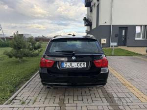 Melns BMW 320 2011 Kauņa, ar dzinēja tilpumu 2.00 L un nobraukumu 350 tūkst. km par 4550 €, foto 13 vietnē AUTOMOTO.COM.LV