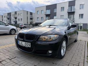 Melns BMW 320 2011 Kauņa, ar dzinēja tilpumu 2.00 L un nobraukumu 350 tūkst. km par 4550 €, foto 26 vietnē AUTOMOTO.COM.LV