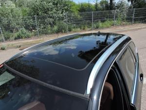 Black BMW 320 2011 in Marijampole, with an engine capacity of 2.00 L and mileage of 345 thousand km for 5150 €, photo 32 on AUTOMOTO.COM.LV