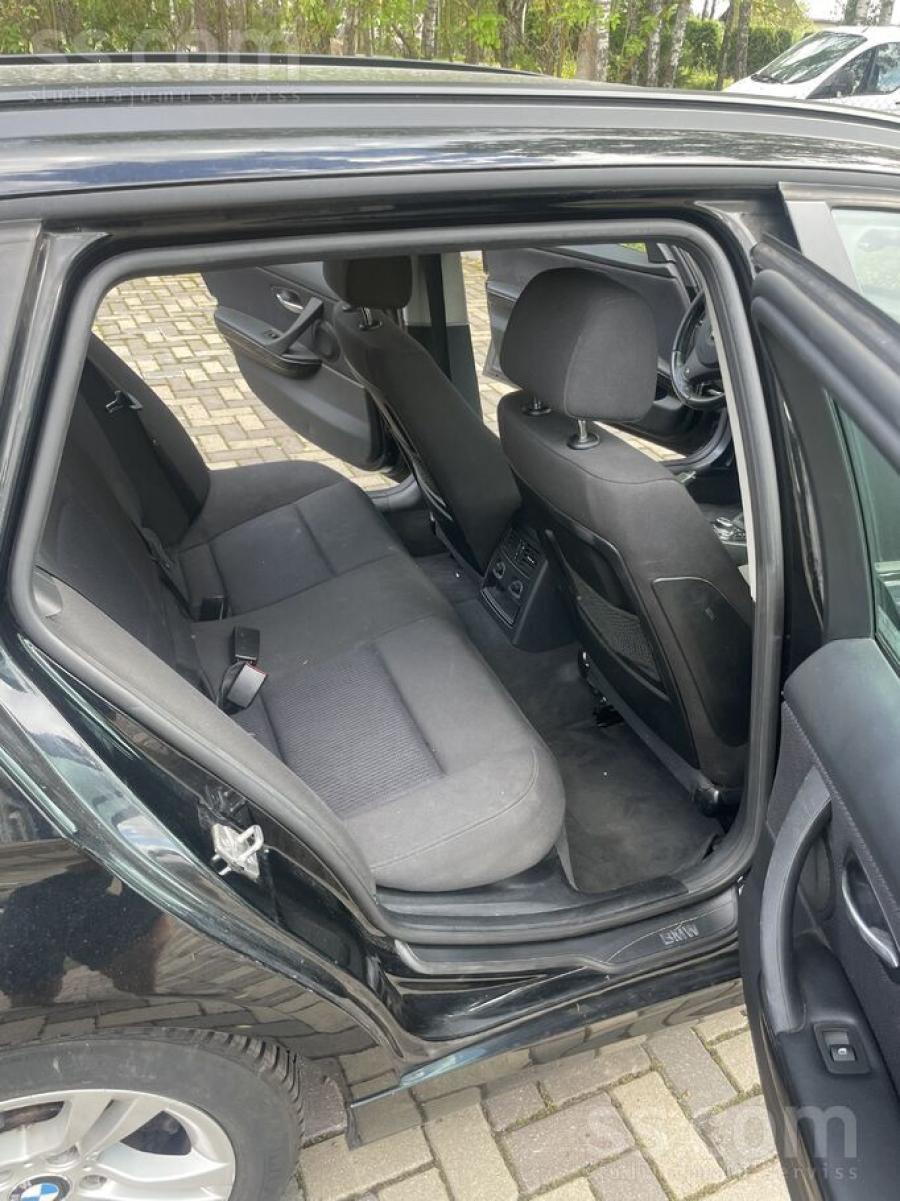 Melns BMW 320 2011 Aizkraukle, ar dzinēja tilpumu 2.00 L un nobraukumu 353 tūkst. km par 4100 €, foto 12 vietnē AUTOMOTO.COM.LV