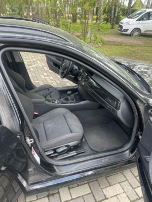 Melns BMW 320 2011 Aizkraukle, ar dzinēja tilpumu 2.00 L un nobraukumu 353 tūkst. km par 4100 €, foto 13 vietnē AUTOMOTO.COM.LV
