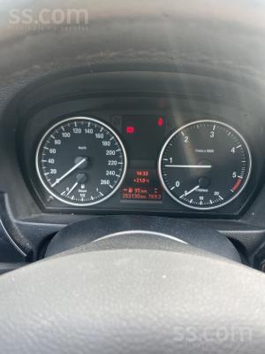 Melns BMW 320 2011 Aizkraukle, ar dzinēja tilpumu 2.00 L un nobraukumu 353 tūkst. km par 4100 €, foto 16 vietnē AUTOMOTO.COM.LV