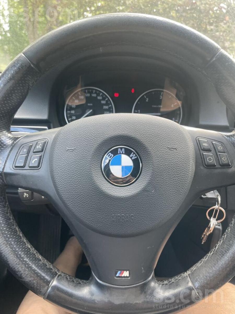 Melns BMW 320 2011 Aizkraukle, ar dzinēja tilpumu 2.00 L un nobraukumu 353 tūkst. km par 4100 €, foto 17 vietnē AUTOMOTO.COM.LV