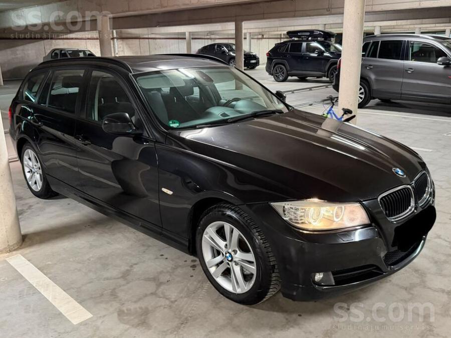 Black BMW 320 2011 in Riga, with an engine capacity of 2.00 L and mileage of 248 thousand km for 5850 €, photo 3 on AUTOMOTO.COM.LV