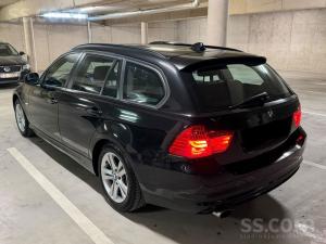 Black BMW 320 2011 in Riga, with an engine capacity of 2.00 L and mileage of 248 thousand km for 5850 €, photo 4 on AUTOMOTO.COM.LV
