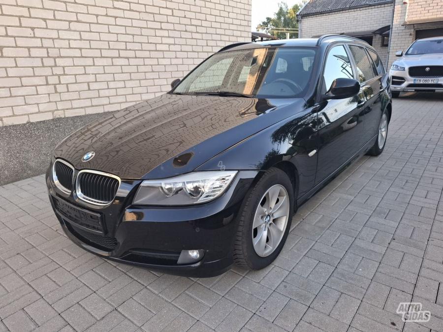 Black BMW 320 2011 in Vilkaviskis, with an engine capacity of 2.00 L and mileage of 350 thousand km for 3700 €, photo 1 on AUTOMOTO.COM.LV