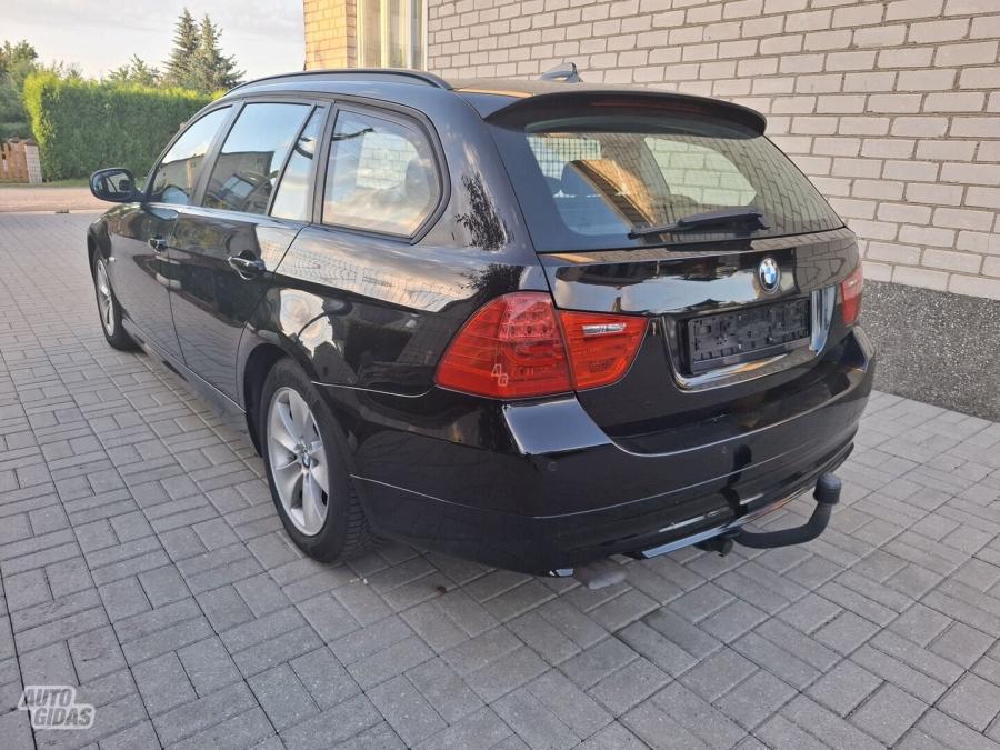 Black BMW 320 2011 in Vilkaviskis, with an engine capacity of 2.00 L and mileage of 350 thousand km for 3700 €, photo 7 on AUTOMOTO.COM.LV