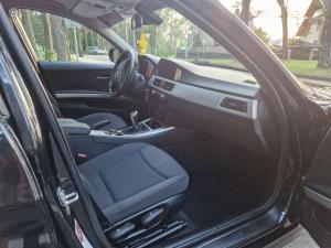 Black BMW 320 2011 in Prienai, with an engine capacity of 2.00 L and mileage of 215 thousand km for 4299 €, photo 8 on AUTOMOTO.COM.LV