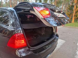 Black BMW 320 2011 in Prienai, with an engine capacity of 2.00 L and mileage of 215 thousand km for 4299 €, photo 13 on AUTOMOTO.COM.LV