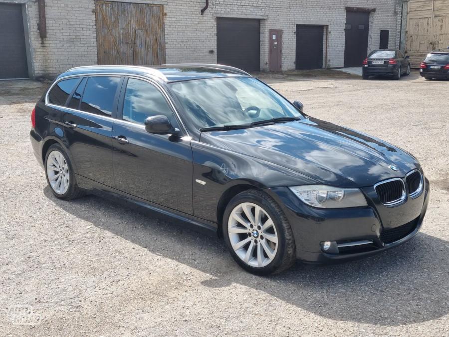 Melns BMW 320 2011 Pakruojis, ar dzinēja tilpumu 2.00 L un nobraukumu 263 tūkst. km par 3850 €, foto 4 vietnē AUTOMOTO.COM.LV