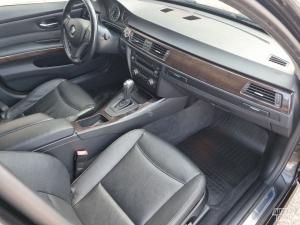 Melns BMW 320 2011 Pakruojis, ar dzinēja tilpumu 2.00 L un nobraukumu 263 tūkst. km par 3850 €, foto 11 vietnē AUTOMOTO.COM.LV