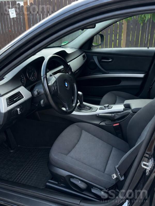 Melns BMW 320 2011 Rīga, ar dzinēja tilpumu 2.00 L un nobraukumu 248 tūkst. km par 5650 €, foto 8 vietnē AUTOMOTO.COM.LV