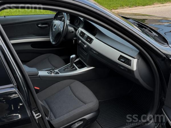 Melns BMW 320 2011 Rīga, ar dzinēja tilpumu 2.00 L un nobraukumu 248 tūkst. km par 5650 €, foto 10 vietnē AUTOMOTO.COM.LV