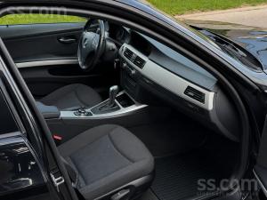 Melns BMW 320 2011 Rīga, ar dzinēja tilpumu 2.00 L un nobraukumu 248 tūkst. km par 5650 €, foto 11 vietnē AUTOMOTO.COM.LV