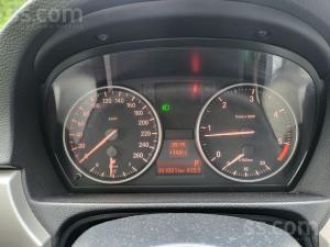 Black BMW 320 2011 in Riga, with an engine capacity of 2.00 L and mileage of 363 thousand km for 5300 €, photo 8 on AUTOMOTO.COM.LV
