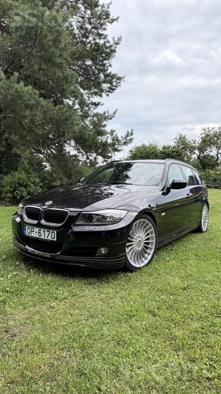 Melns BMW 320 2011 Jūrmala, ar dzinēja tilpumu 2.00 L un nobraukumu 305 tūkst. km par 10900 €, foto 1 vietnē AUTOMOTO.COM.LV