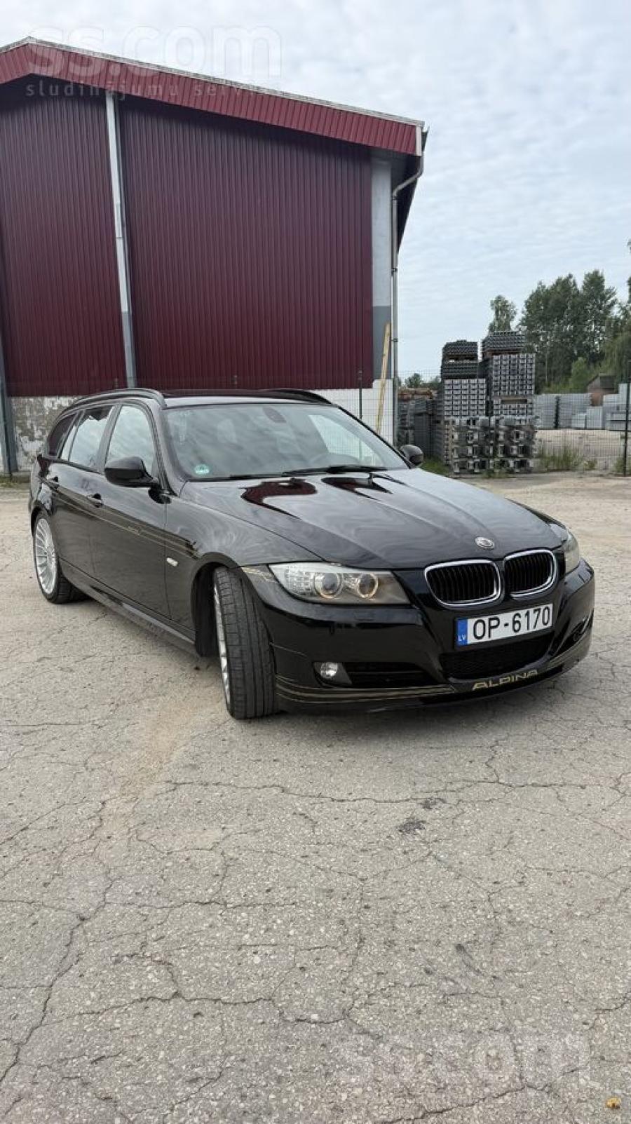Melns BMW 320 2011 Jūrmala, ar dzinēja tilpumu 2.00 L un nobraukumu 305 tūkst. km par 10900 €, foto 10 vietnē AUTOMOTO.COM.LV
