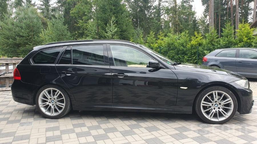 Black BMW 320 2011 in Riga, with an engine capacity of 2.00 L and mileage of 310 thousand km for 6950 €, photo 3 on AUTOMOTO.COM.LV